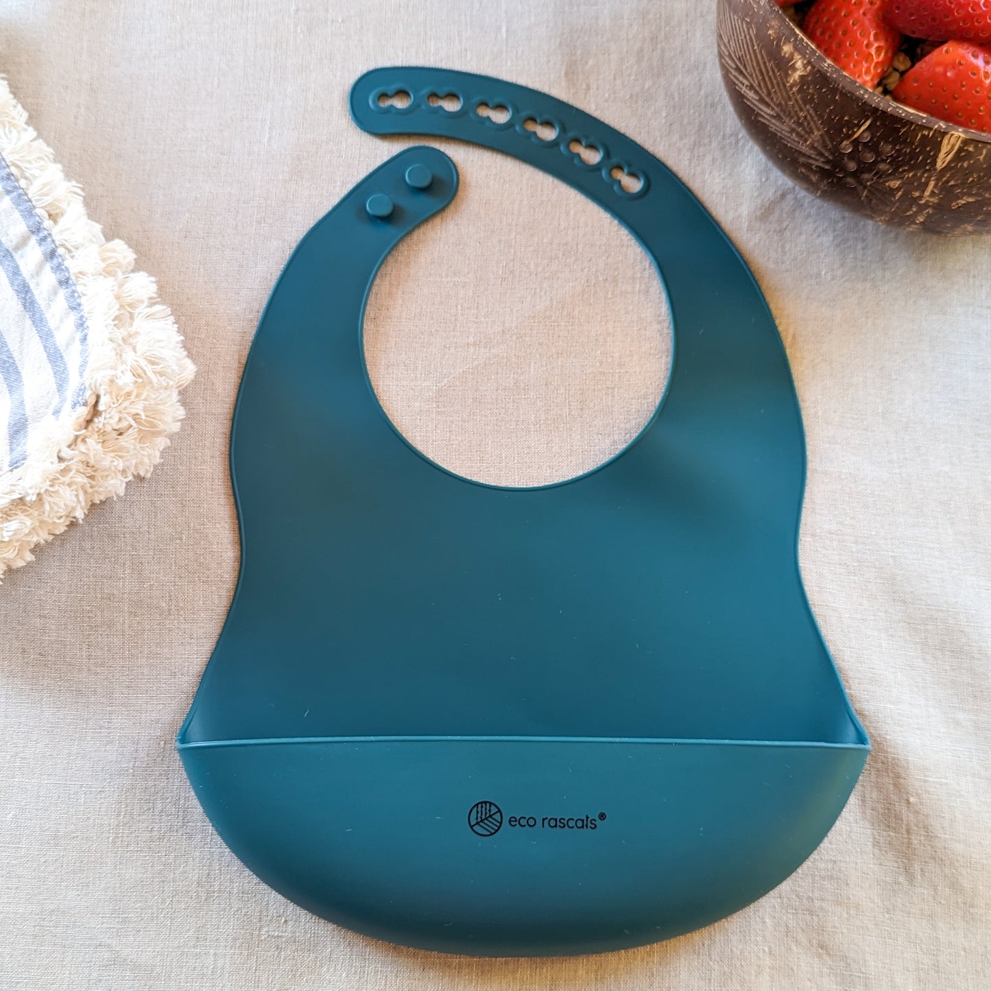 Eco Rascals Crumb and Dribble Catch Bib – Better Earth Story